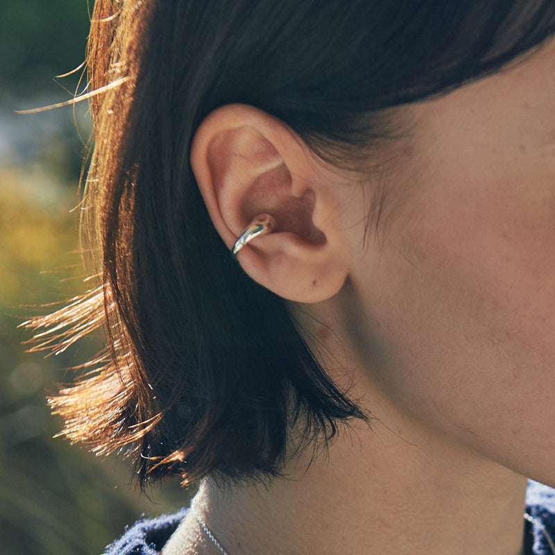 ウヴェルト イヤカーフ / OUVERT EARCUFF | アモンズ – amondz